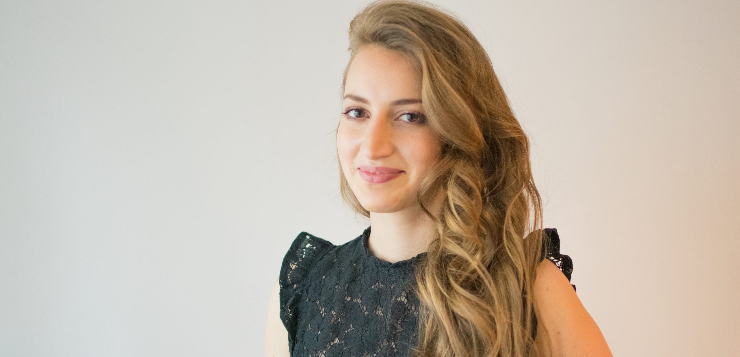 Victoria Birchner: “Levanto una bandera a través de la música” – Radio ...